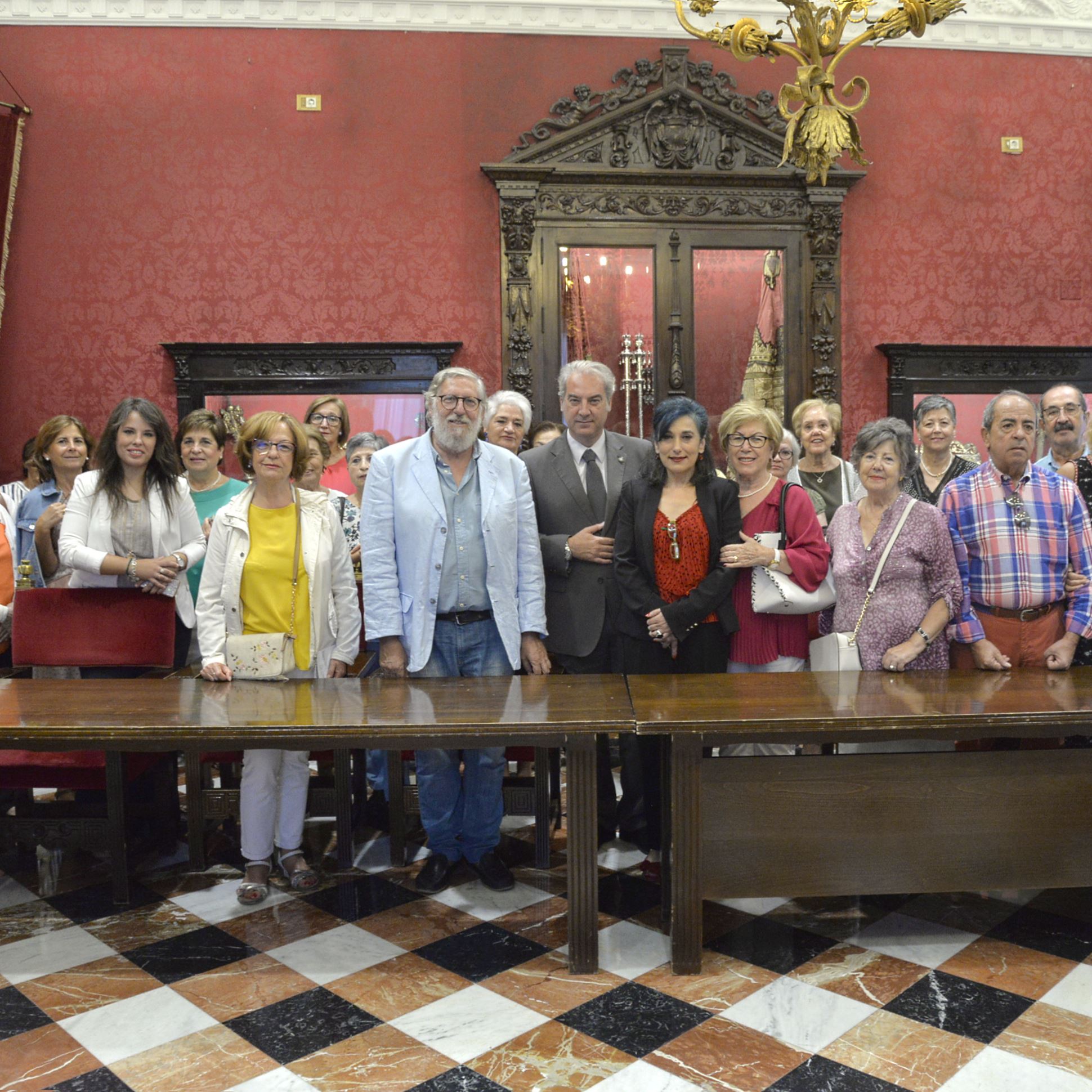 El Ayuntamiento de Granada oferta mil plazas para los talleres socioculturales de envejecimiento ...